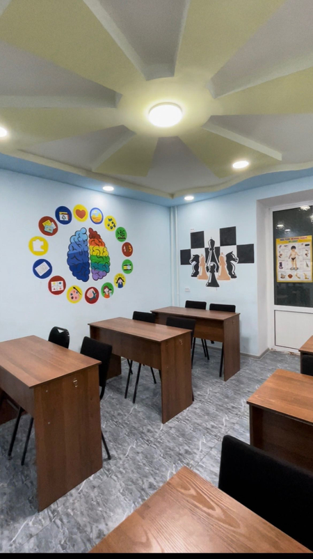 4 х комнатная квартира , Коммерция
