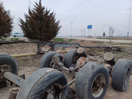 Плошадка прицепники сотилади