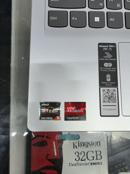 Lenovo Ideapad 1 / noutbook / laptop / noutbuk