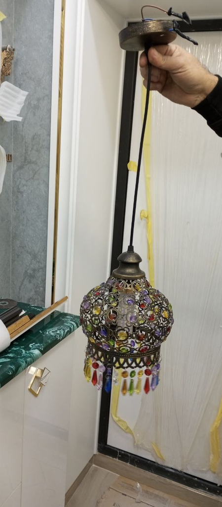 Люстры новые,срочно