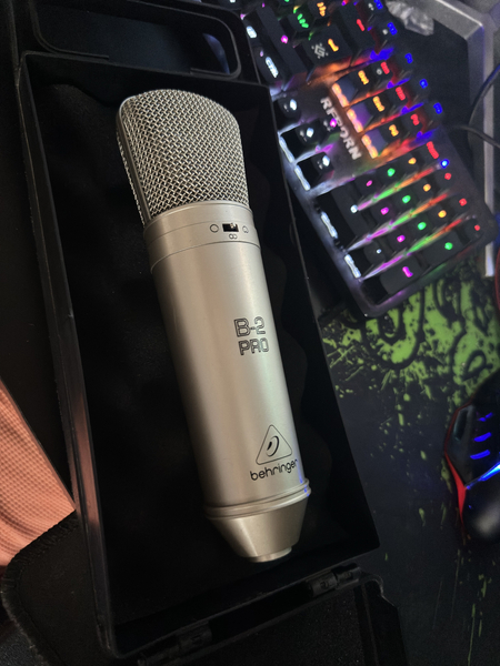 Behringer B-2 PRO микрофон