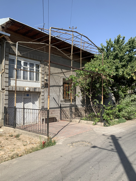 Uch tepa tumani mahalla zor 15ga 25