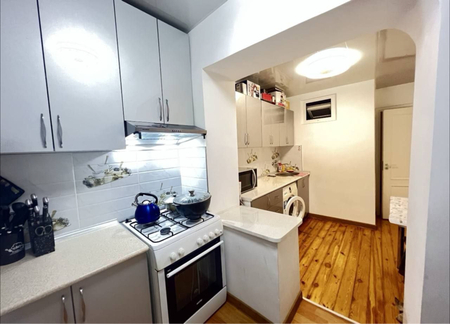 Продам квартиру в чиланзаре 10 3/2/4