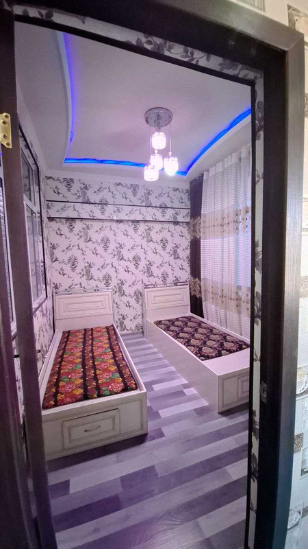 2 Xonalik sotiladi 3 xonalik qilingan 80 kvd
