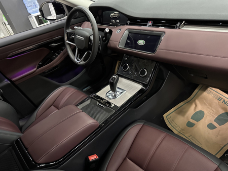 Renge Rover Evoqus p300