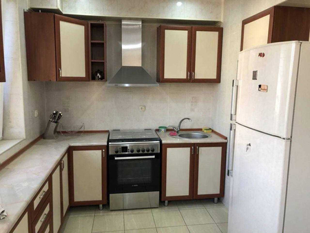Шота руставели, Богсарой, 3/3/5, ремонт, 100м2, Гост. Роиссия