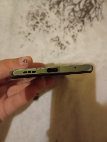 Срочно продам redmi note 10 pro 6/128