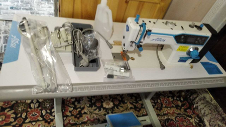 Продам швейную машину атлас