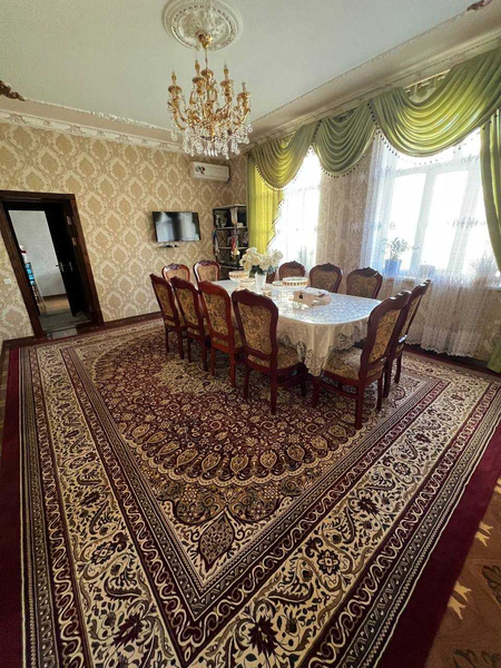 4-х комнатная квартира на 3-этаже в Новостройке 111м2 ор.Беруний
