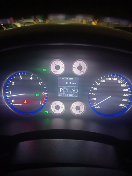 Лексус 570