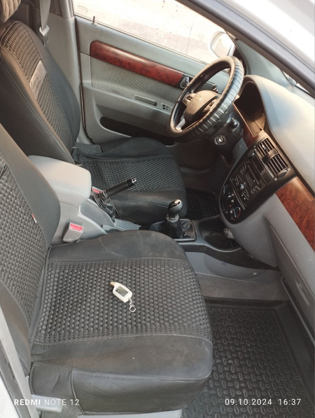 Lacetti 1.8 2poz