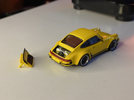 Продам коллекционный автомобиль Porsche 911
