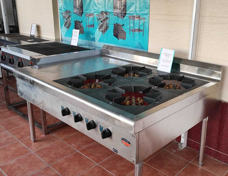 Плита газовая 4 конфорки
