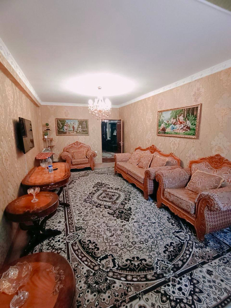 Сдается 2х ком квартира метро Ойбек депозит 600
