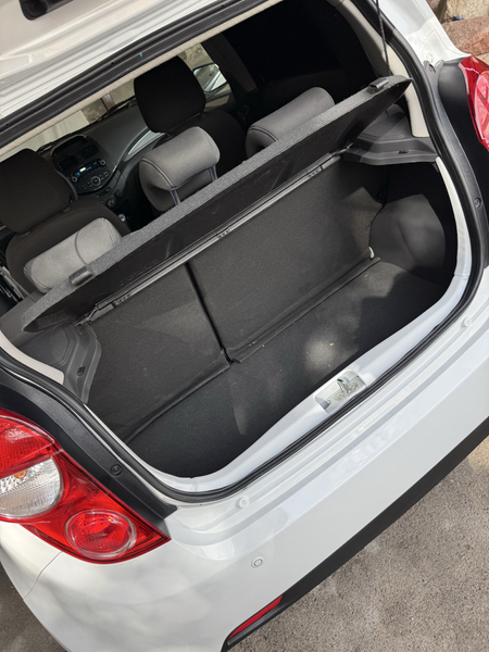 Продам Spark AT white euro