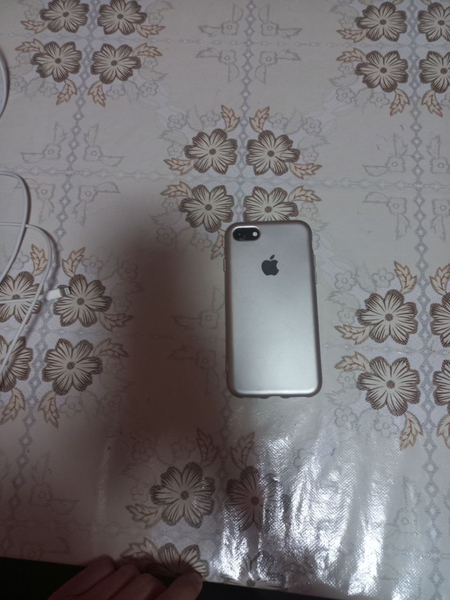 Iphone 7 32 talik 100%
