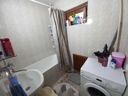 Срочно продается 3-комн квартира на ЮнусАбад 18 кв (164928)