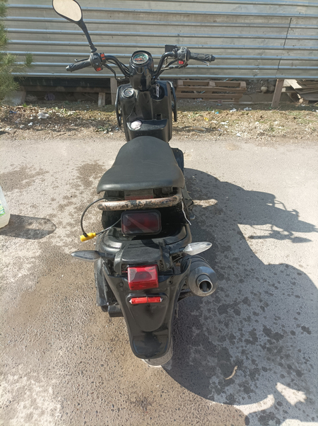 Skuter sotiladi Ke