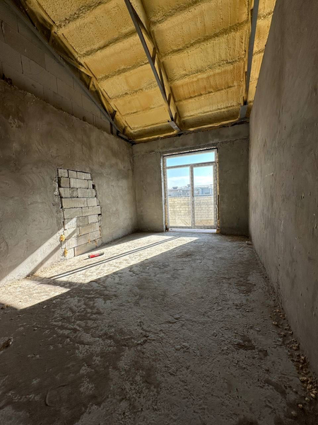 Poytaxt Residence Продается 4 комнатная коробка Ашхабад ул.Махтумкули