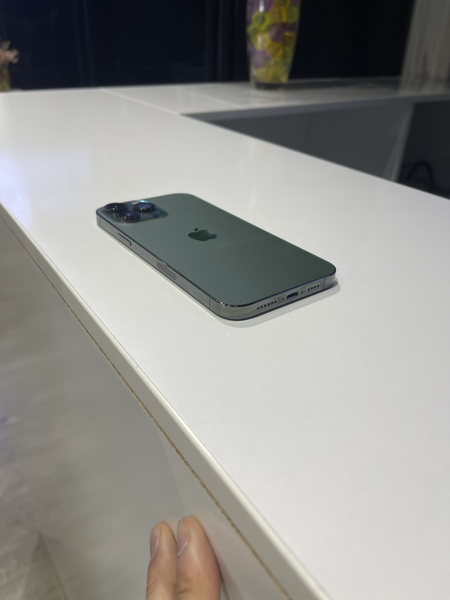 iPhone 13 Pro Max Green