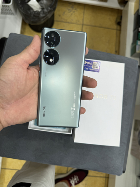 Продам HONOR 70 256 GB