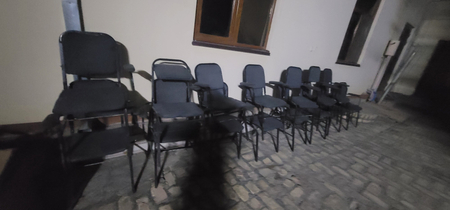 Kreslo stul sotiladi b/u