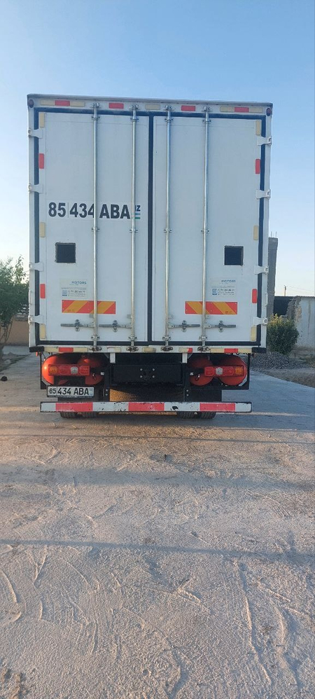 SHACMAN L3000 furgon