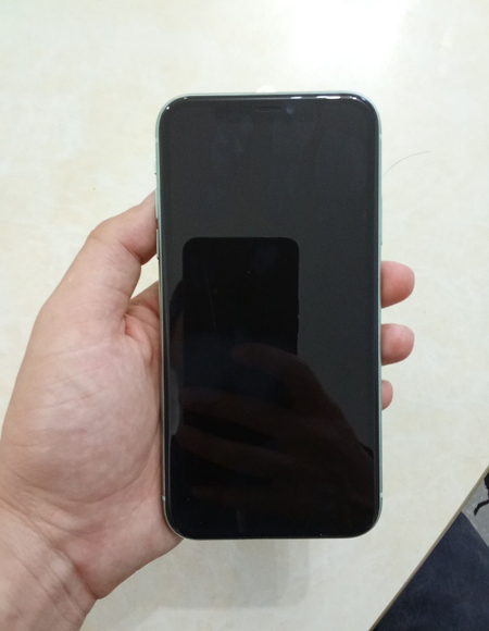 IPhone 11 срочно продается