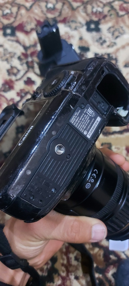 Canon 5d mark 4 sotiladi xolati yaxshi narxi arzon