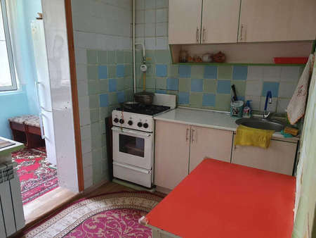 Сдам квартиру на Карасу 1