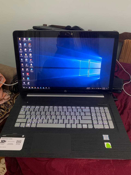 Продам HP Envy 17