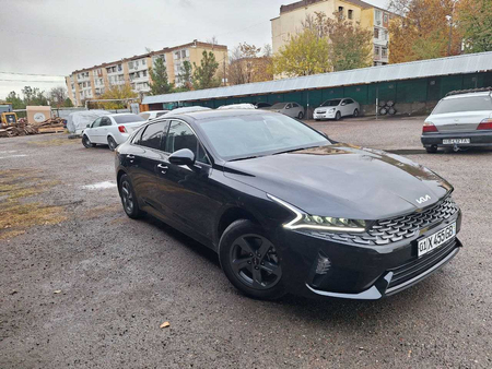 KIA K5 машинаси сотилади