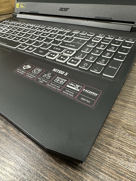 новый мощный ноутбук Acer NITRO 5 AN515-45, для игр и графических прог