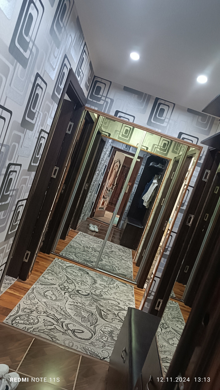 Продается 3 х комнатная квартира в городе Бухаре