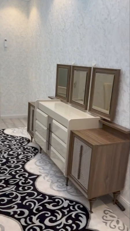 Срочно! Новостройка Юнусабад 19кв 2/8/8 кирпич евроремонт 75.000у.е