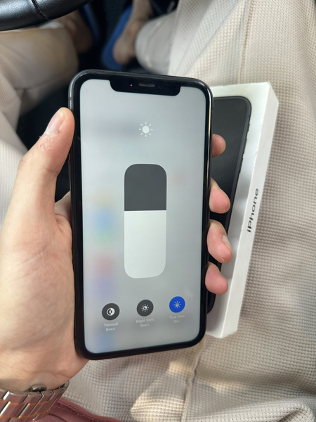 Iphone 11 black