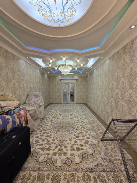 Продается 3 ком. Квартира на 2 этаже площадью 103 кв.м ор. 17 школа