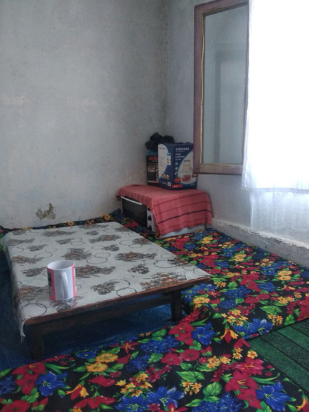 1 xona uy sotiladi