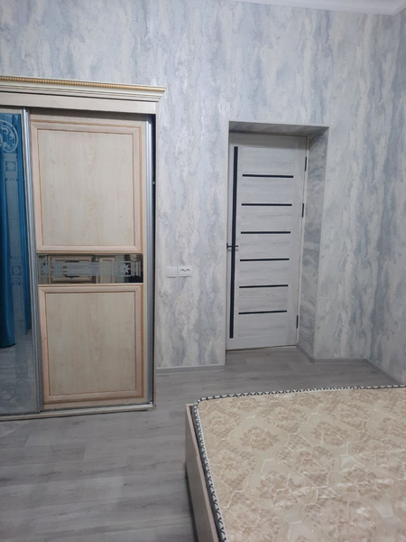 Dom sotiladi srochna