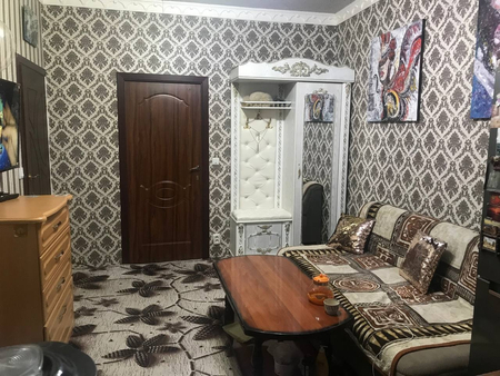 Чиланзар 2 квартал парк Гафура Гуляма! Сдаю квартиру Нужна одна девушк