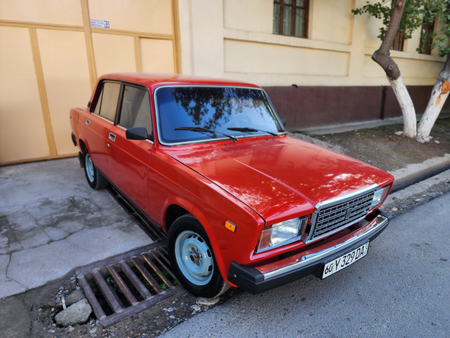 2107 сотилади.  .