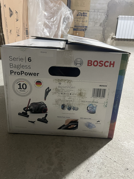 Пылесос Bosch series 6 модель: BGS41POW1.