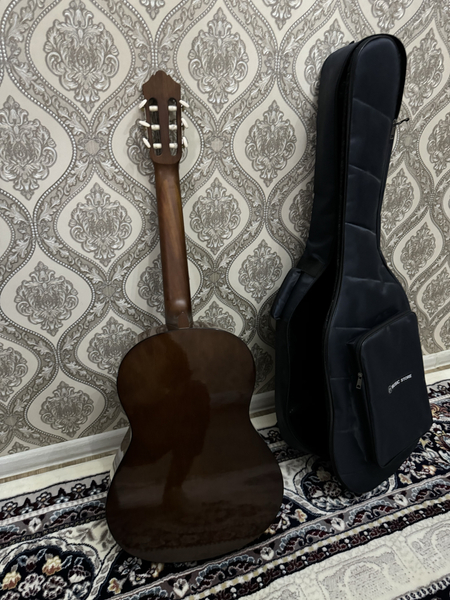 Yamaha C40 новый