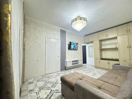 Метро Чиланзар-16 евро 1в2-3-4 балкон 1,5*3 Ипотека есть меб+тех