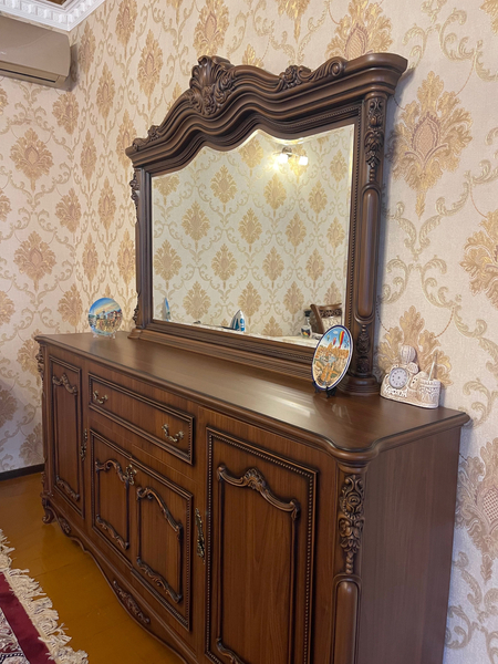 Продаётся камод для гостинной
