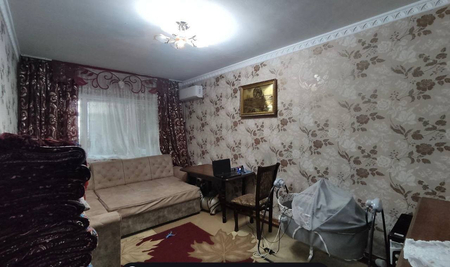 Продается 2/5/5 квартира на Сергели-3.