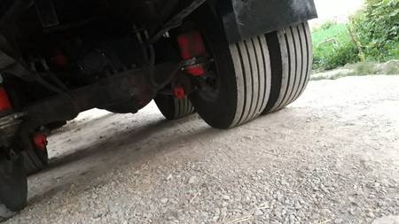 Kamaz bartavoy sotiladi