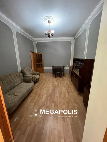 Высокопотолочка 3/2/4 (1-квартал) Балкон 2х7 (86 м²) ‘