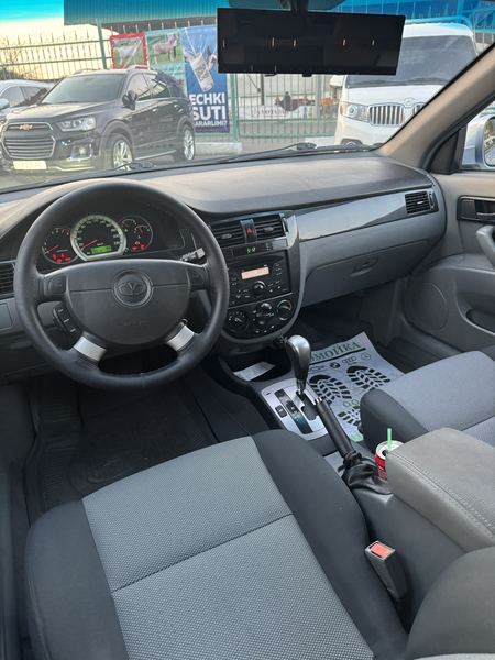 Jentra 2015 yil 106000 yurgan xolati zor