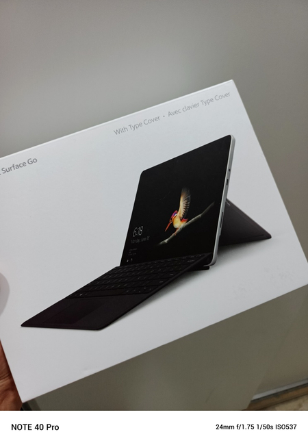 Surface GO планшет на Windows + type cover + чехол Pentium 4gb 64 ssd